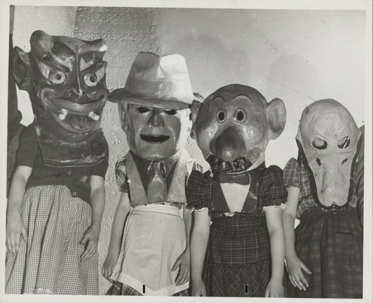 How to Make a Grotesque Head | Chicago Public Library