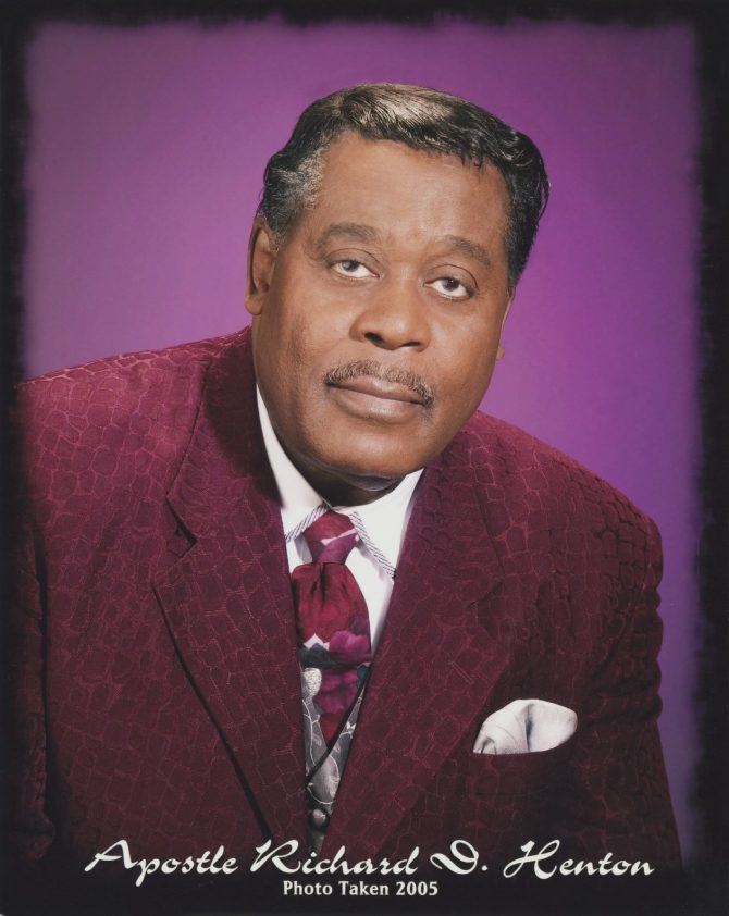 Apostle R.D. Henton’s Archives Preview Exhibit at HWLC | Chicago Public ...